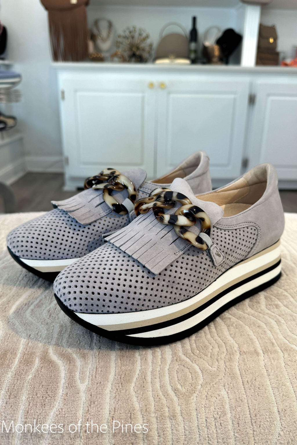 Softwaves Carly Light Grey – Monkee's of the Pines